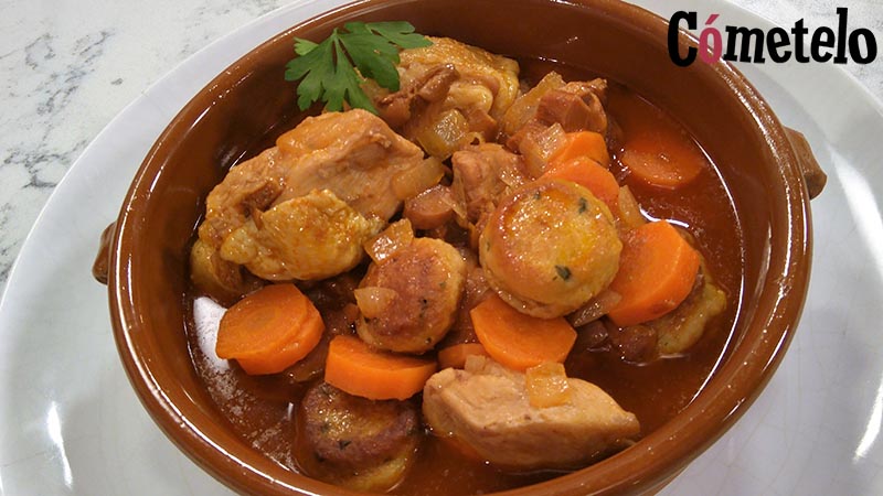 Pollo en salsa con huevos tontos, la receta de "Cometelo" para el miércoles