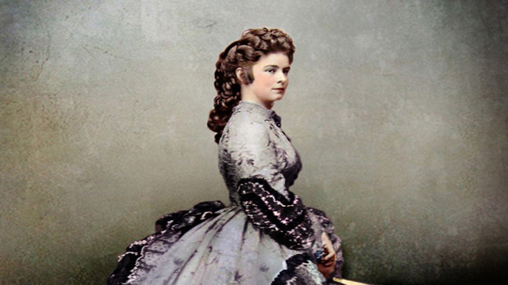 Sissi, una emperatriz adicta al deporte y a los tatuajes