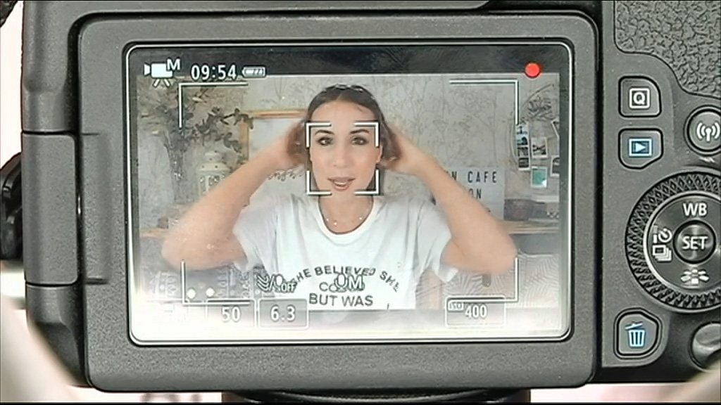 Alma, una influencer andaluza con 200.000 seguidores diarios