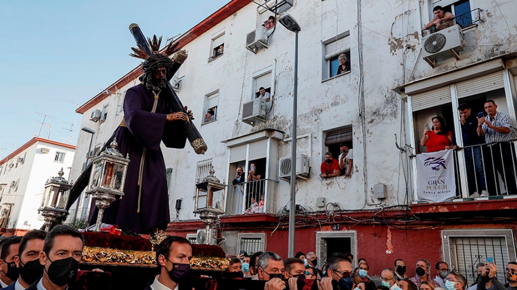 El traslado del Gran Poder desde Santa Teresa a la Catedral de Sevilla ...