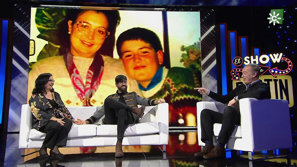 El SHOW de Bertín | Manu Sánchez hizo la comunión con un traje de novio