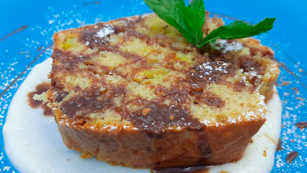 Pastel de plátano caramelizado, el postre de esta semana en Cómetelo