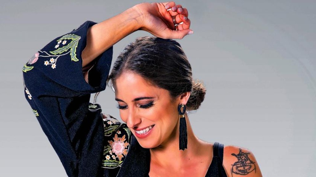 La cantante María Peláe, invitada en La Tarde, aquí y ahora