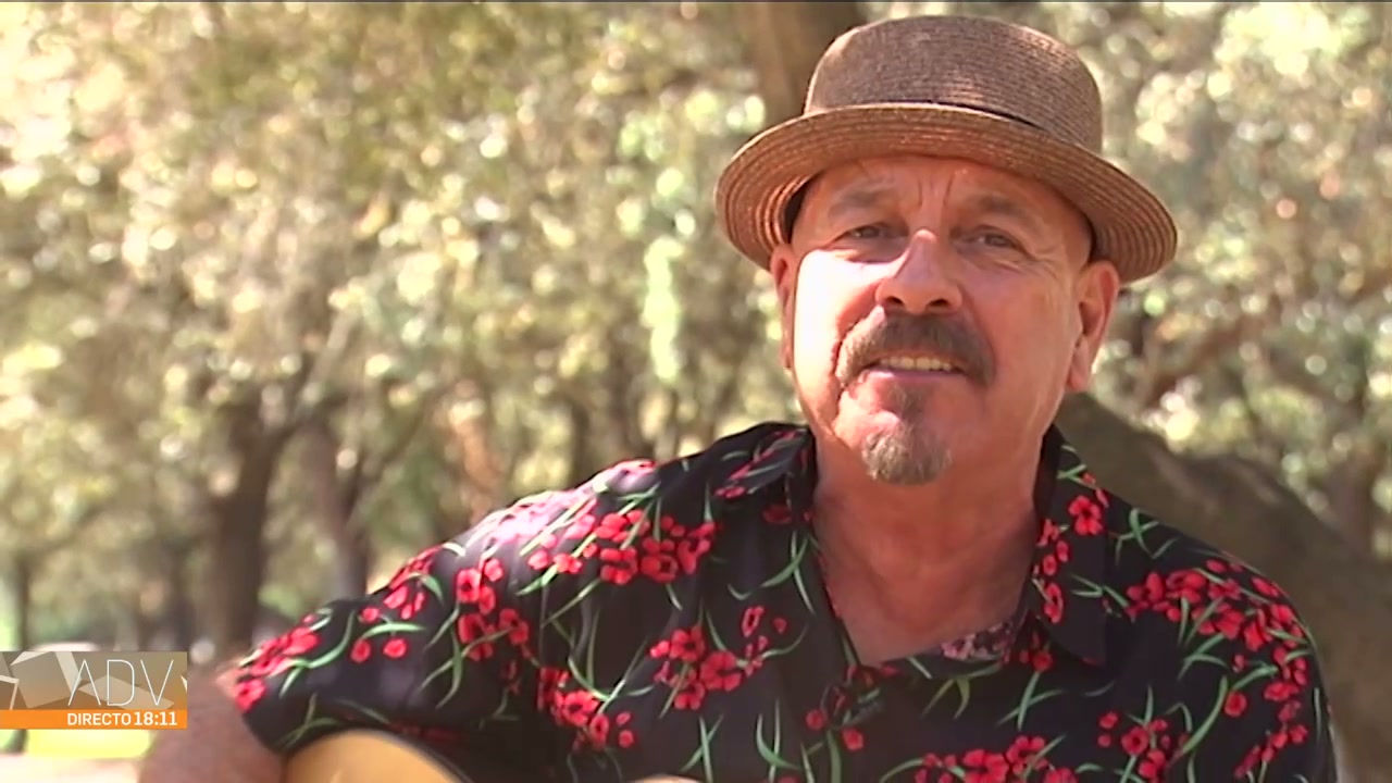 Andalucía a dos voces | Javier Ruibal nos canta celebrando su nuevo ...