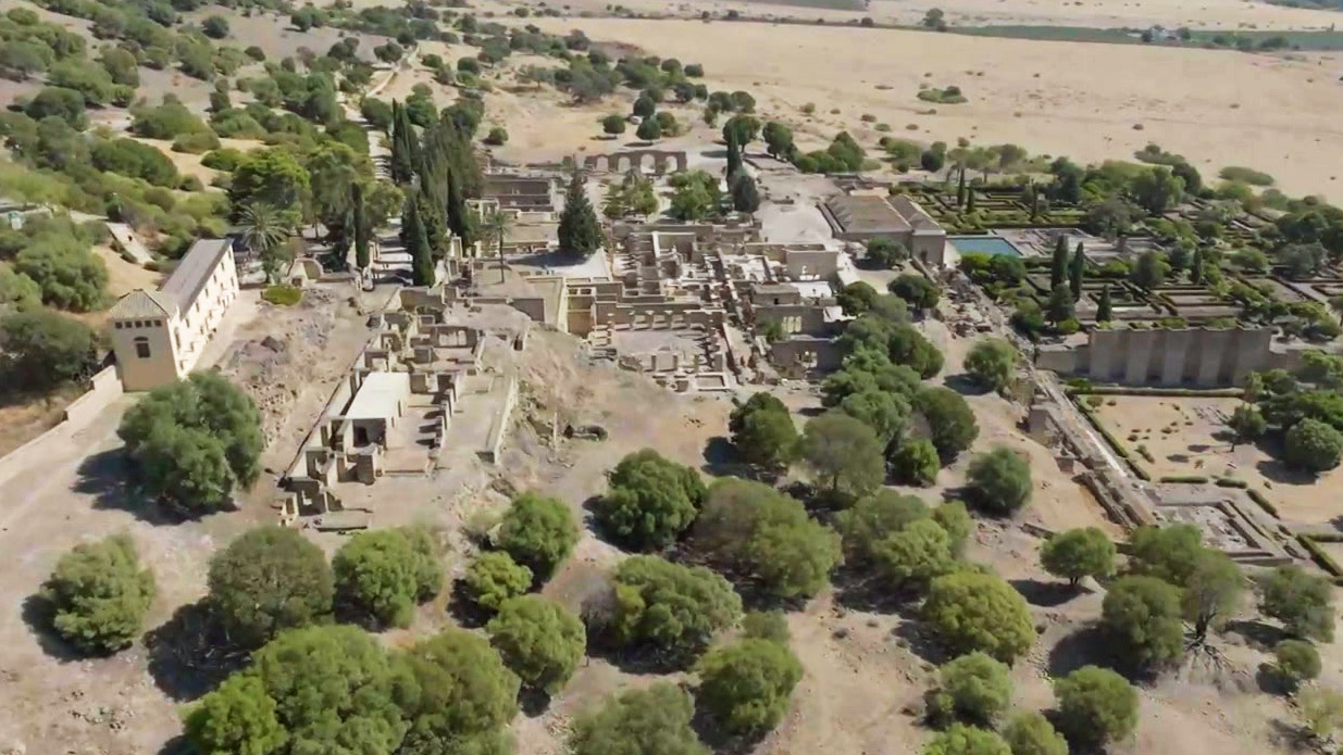 Desmontando Andalucía |Medina Azahara, la ciudad dinástica de los Omeya ...