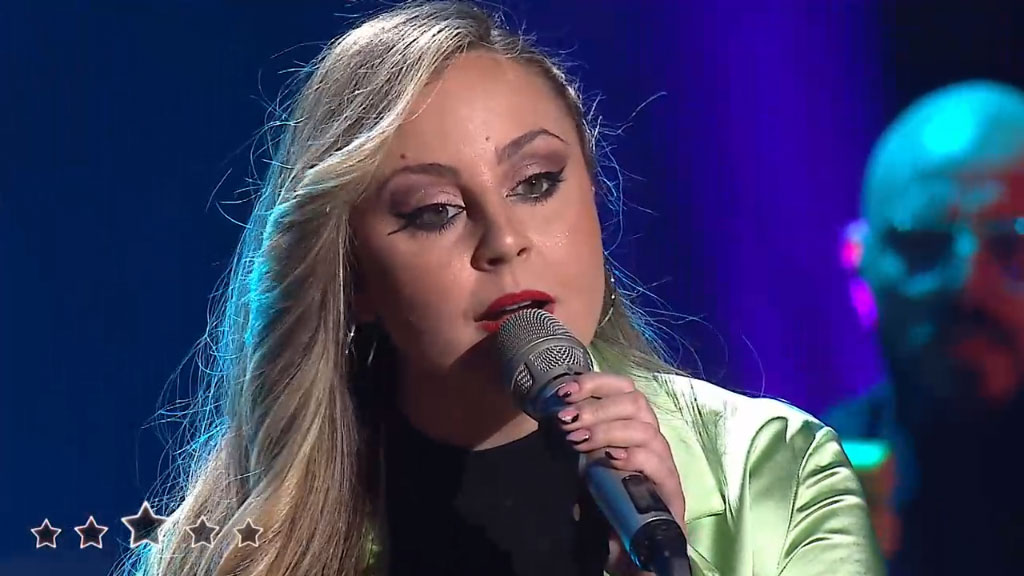 Tierra de talento | María Carmona consigue el pase tras cantar a capela ...