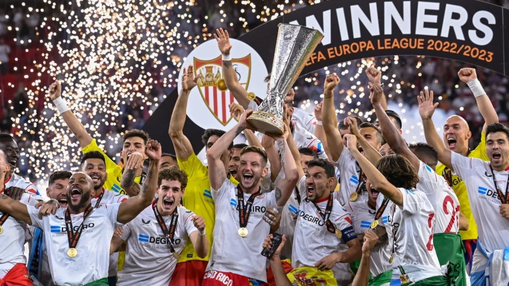 La séptima copa europea del Sevilla, en Hoy en Día