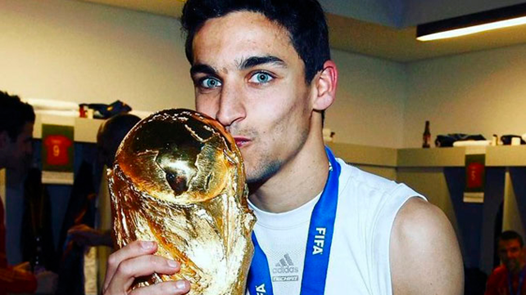 Navas, el primer futbolista en ganar el Mundial, la Eurocopa y la Liga ...