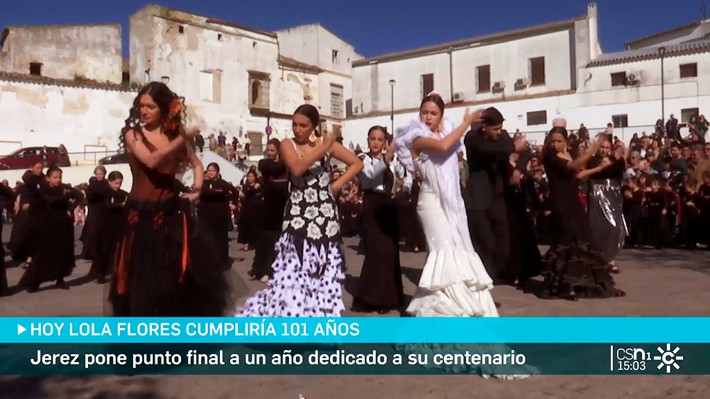 Flashmob en Jerez para despedir el centenario de Lola Flores