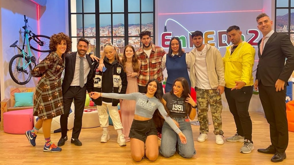 El youtuber Alex Segura sorprende con sus saltos adaptados del parkour ...