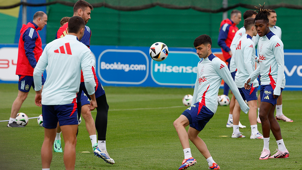 España prepara su debut en la Eurocopa con Pedri como elemento clave