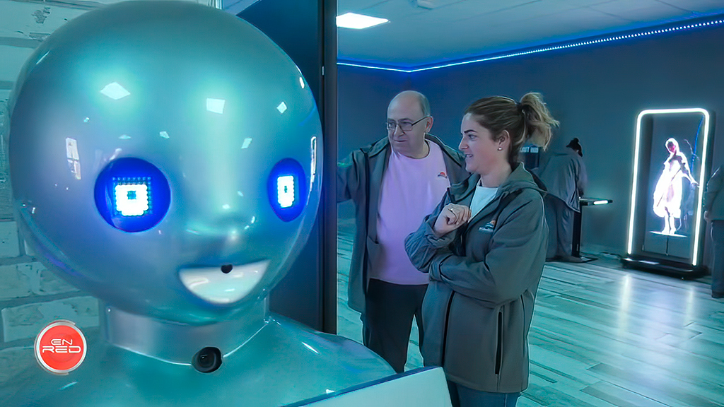 EnRed | La Victoria Robot Hub: un espacio lleno de tecnologías ...